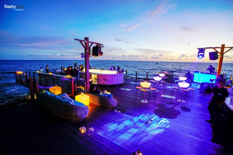 Phu Quoc Nightlife: 16 Exciting Experiences You Can't Miss